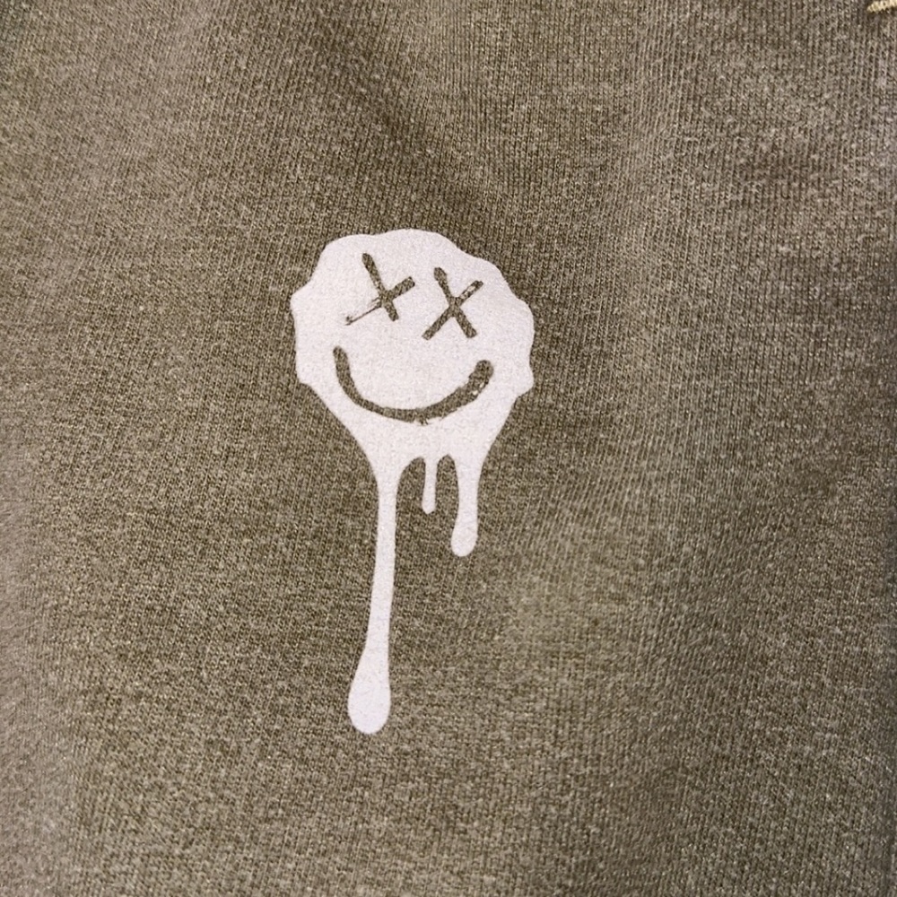 Louis Tomlinson Smiley Face Sweatpants - Gem